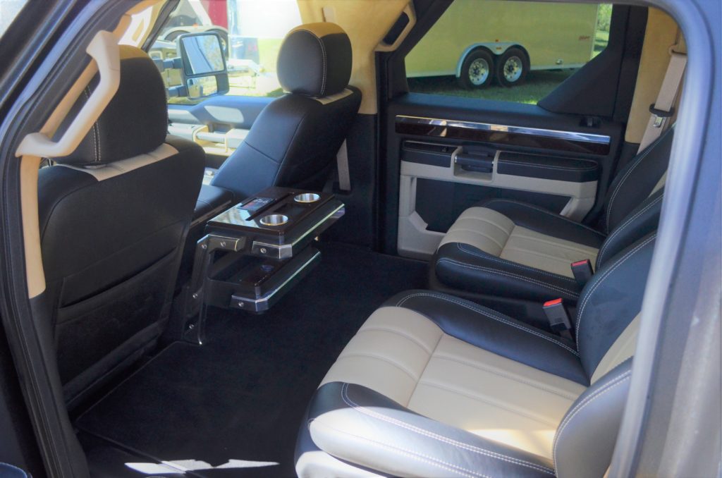 Next Collectible – 2018 USSV Rhino GX By Dan Scanlan – Grundy Insurance